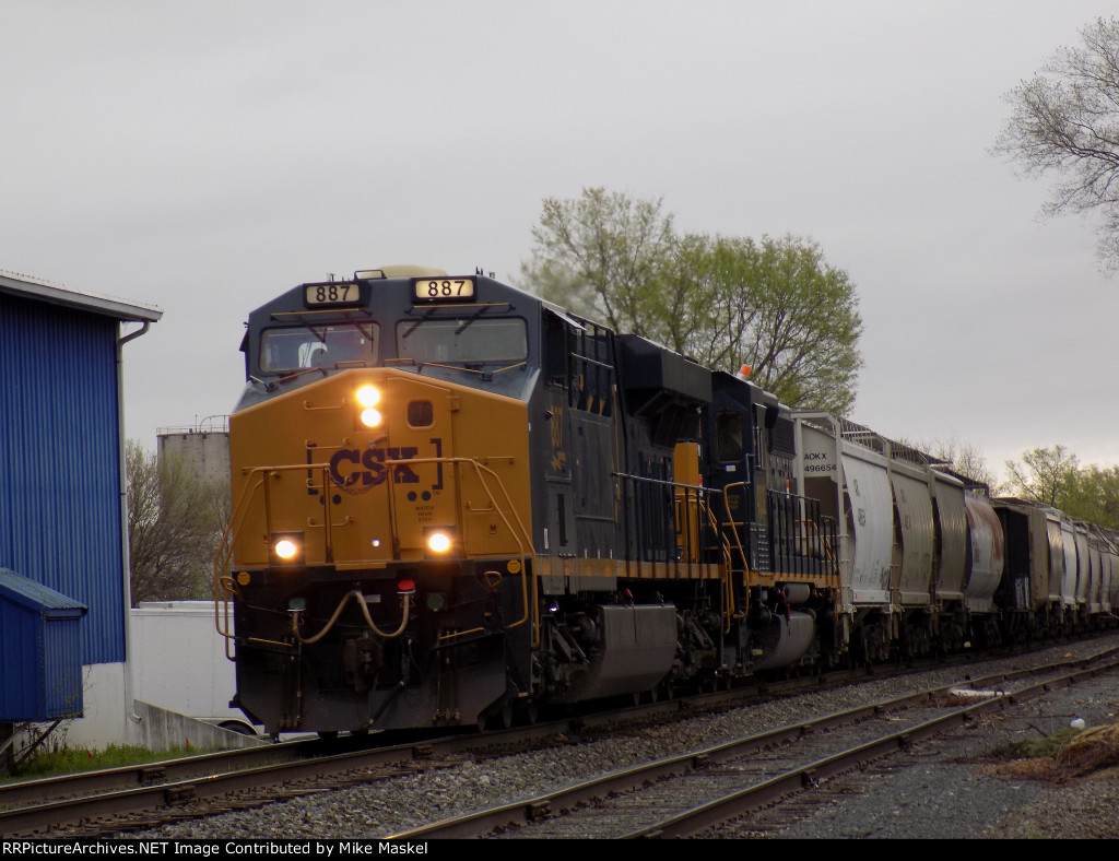 CSX 887
